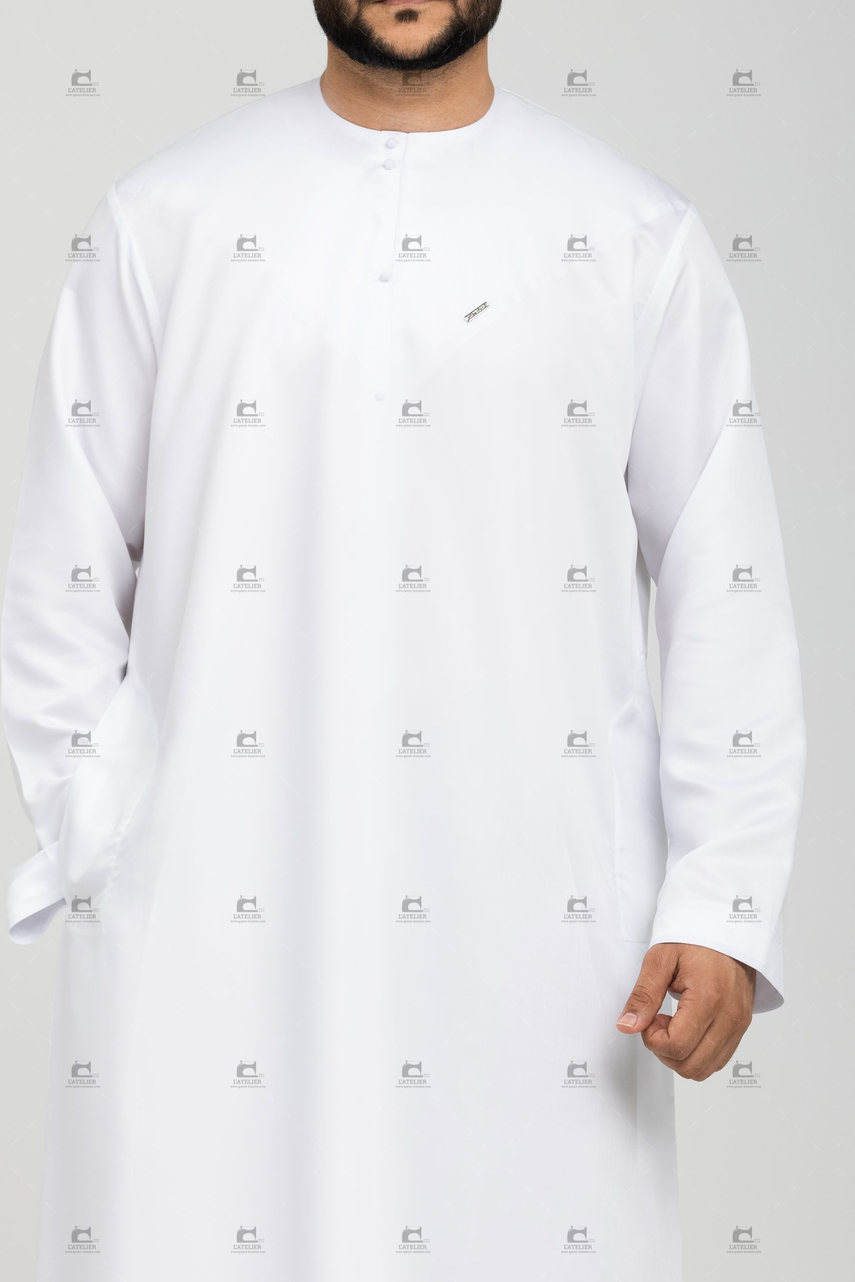 Qamis Emirati – Pure White - L Atelier | www.qamis-homme.com